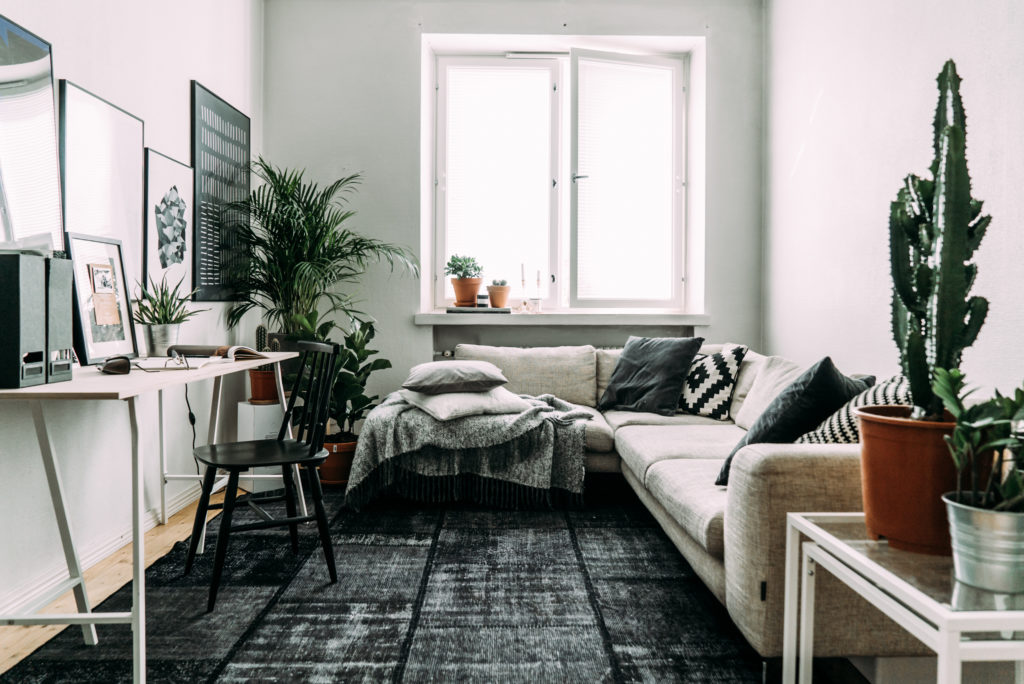 MY CRIB: Olohuone ja täydellinen matto – MUSTARTTU
